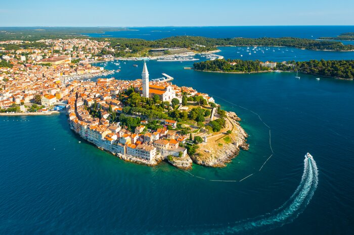 Magical Istria: Road Trip Through the Croatian Peninsula - 7 Days | kimkim