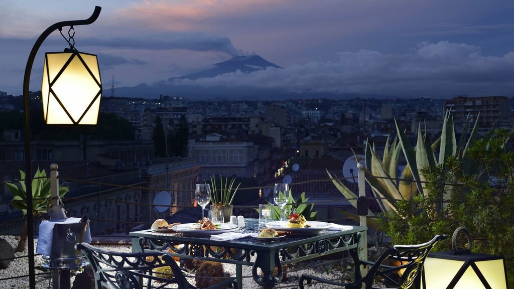 Palace Catania | UNA Esperienze, Catania | kimkim