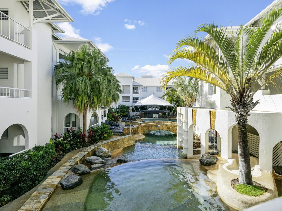 Mantra PortSea, Port Douglas | kimkim