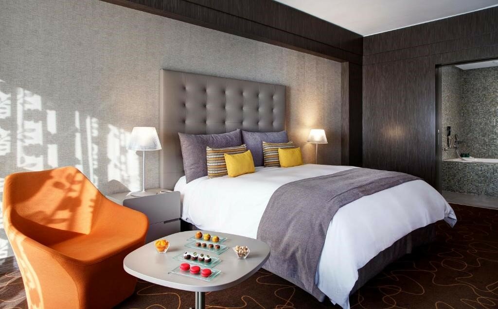 The View Hotel, Rabat | kimkim